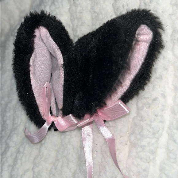 Hot Topic | Accessories | Clipon Cat Ears | Poshmark